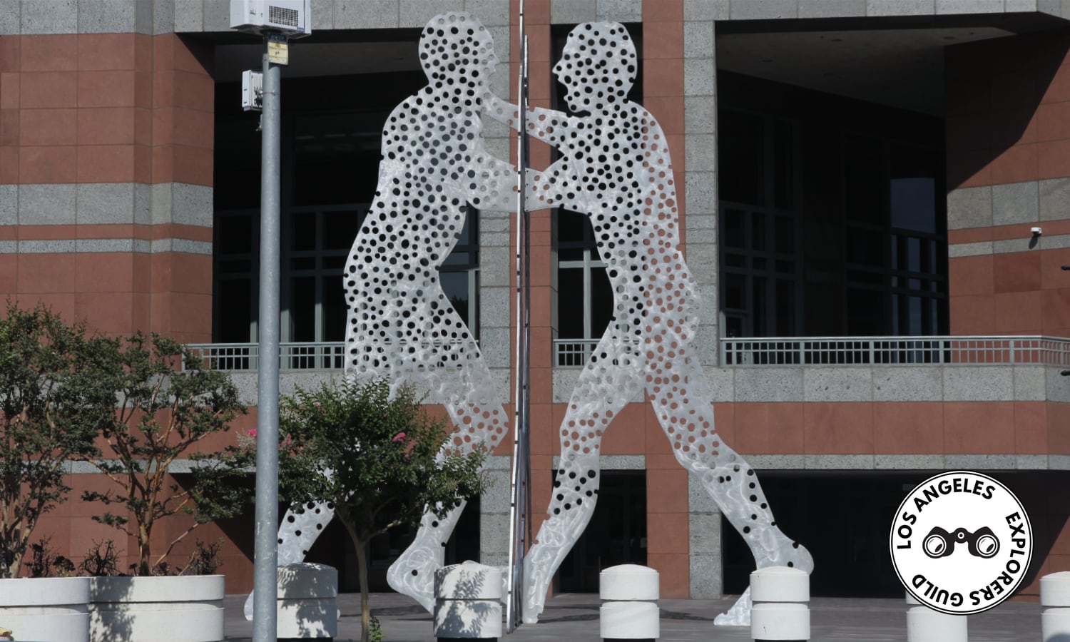 Molecule Man Sculpture – Los Angeles Explorers Guild